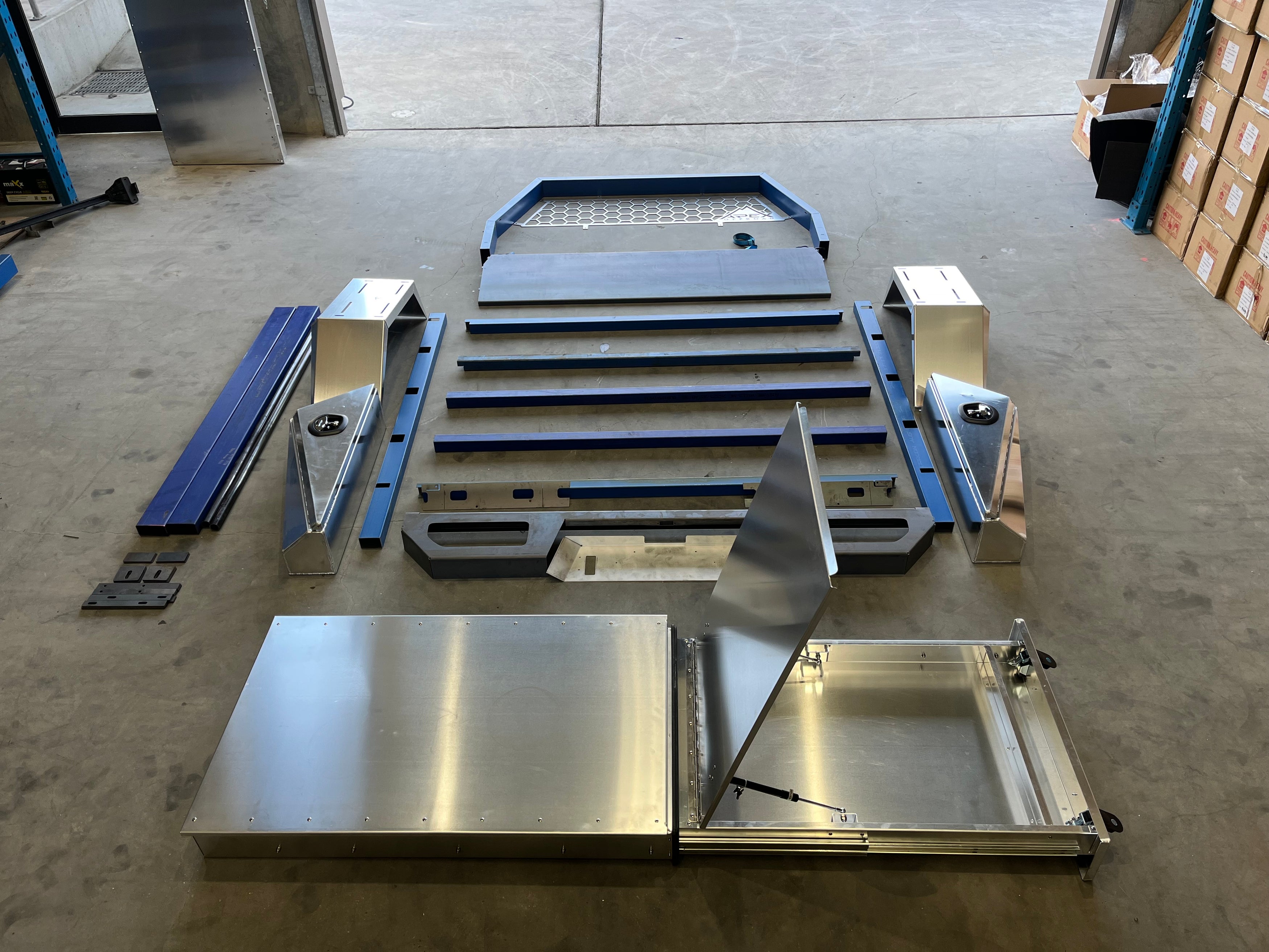 Tapered Undertray Toolbox – APEX OFFROAD
